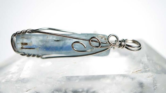 How to Wire Wrap a Crystal